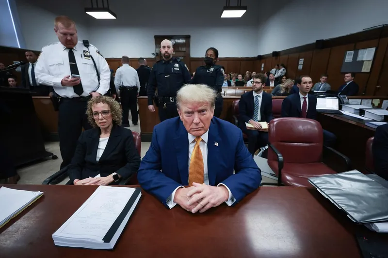 Pengadilan New York Pertimbangkan Kekebalan Trump, Vonis Ditunda hingga ...